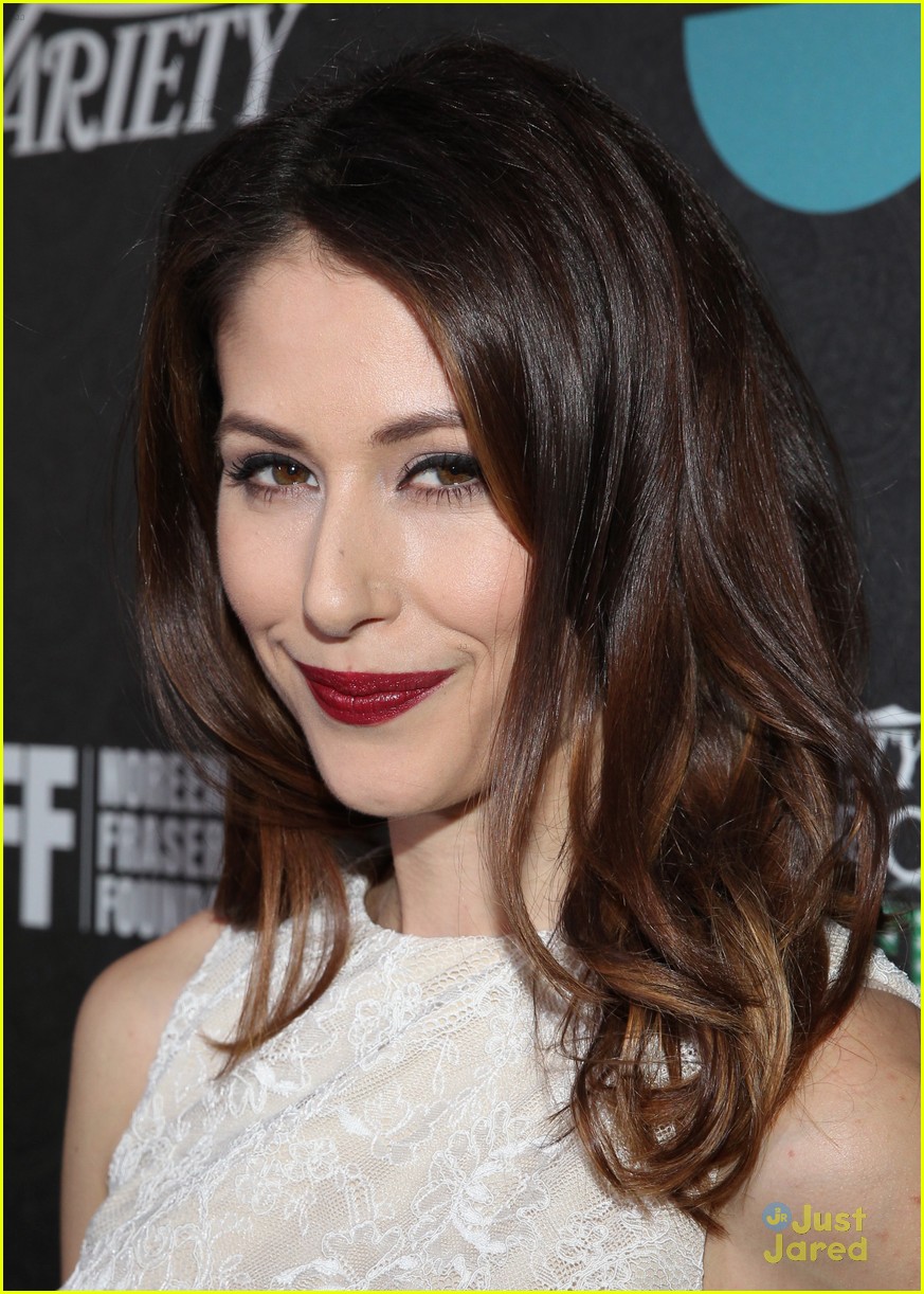 Amanda Crew Steps Out For Variety's Power Of Comedy After 'Silicon ...