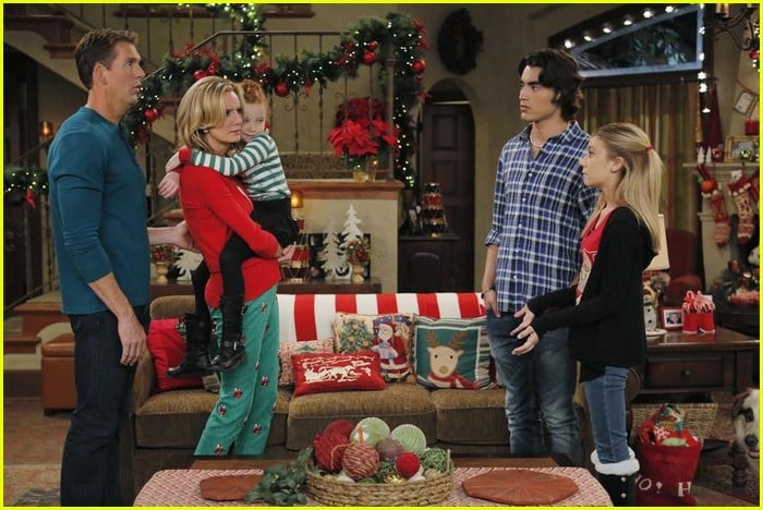 Full Sized Photo of dog with blog stan steals christmas stills 09 ...