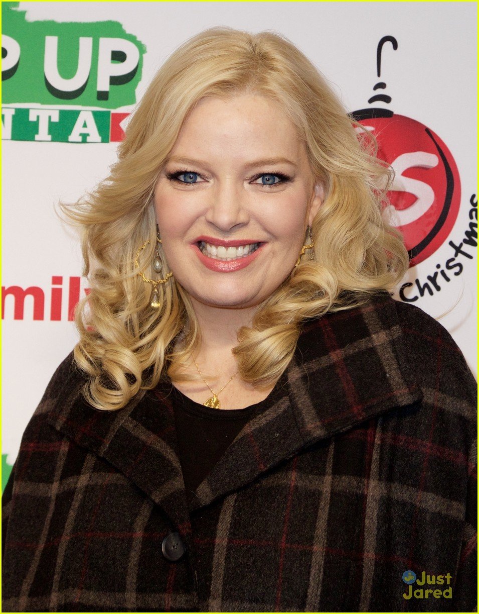 Full Sized Photo of emily osment baby daddy fosters cast winter ...