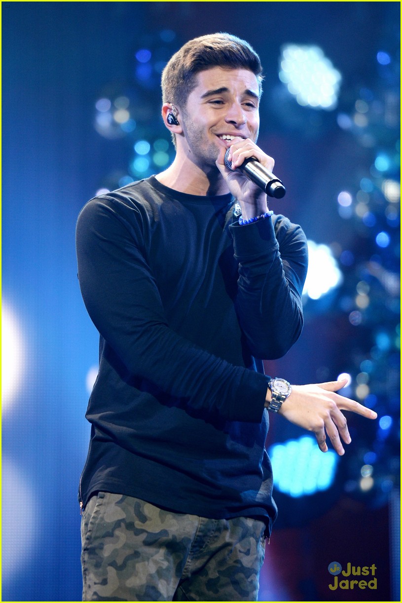 Jake Miller Plays 'Most Important Show of His Life' in Hometown Miami ...