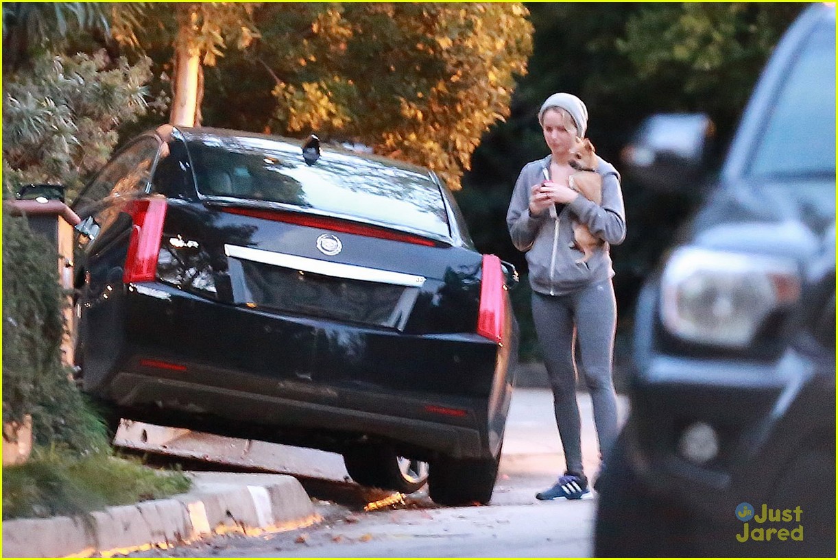 Jennifer Lawrences Car