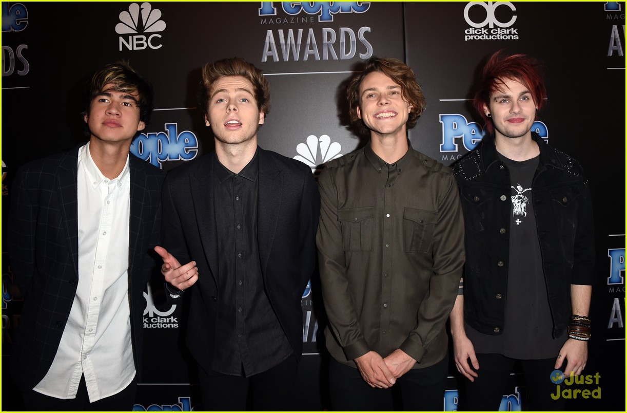 5 Seconds of Summer Performs 'What I Like About You' at People Magazine ...
