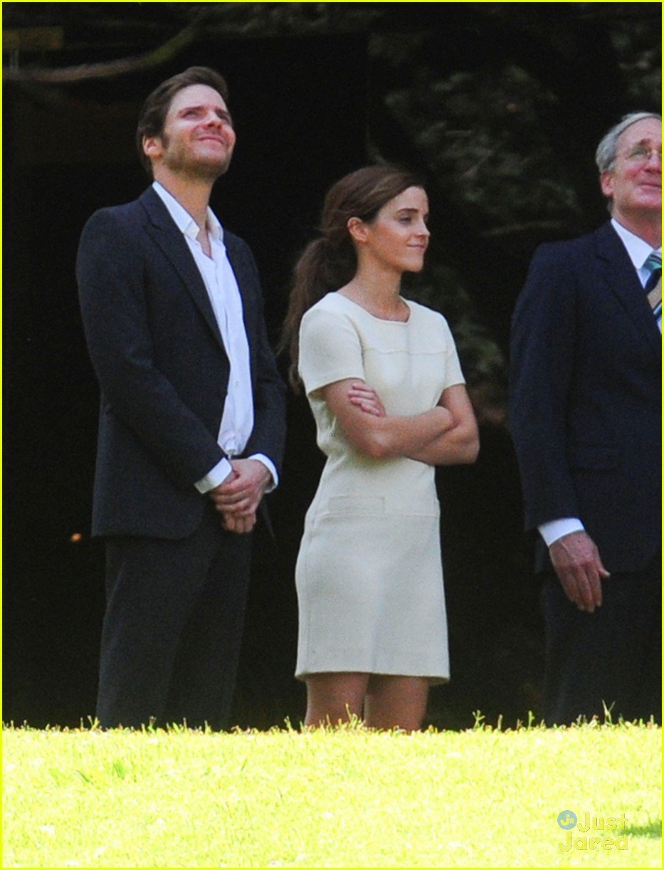 Emma Watson Steps Out Following Matthew Janney Split | Photo 753876 ...