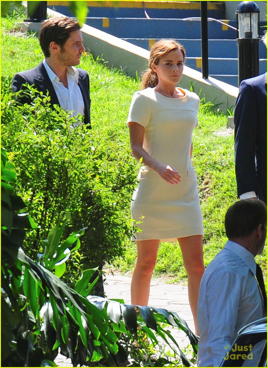 Emma Watson Steps Out Following Matthew Janney Split | Photo 753877 ...