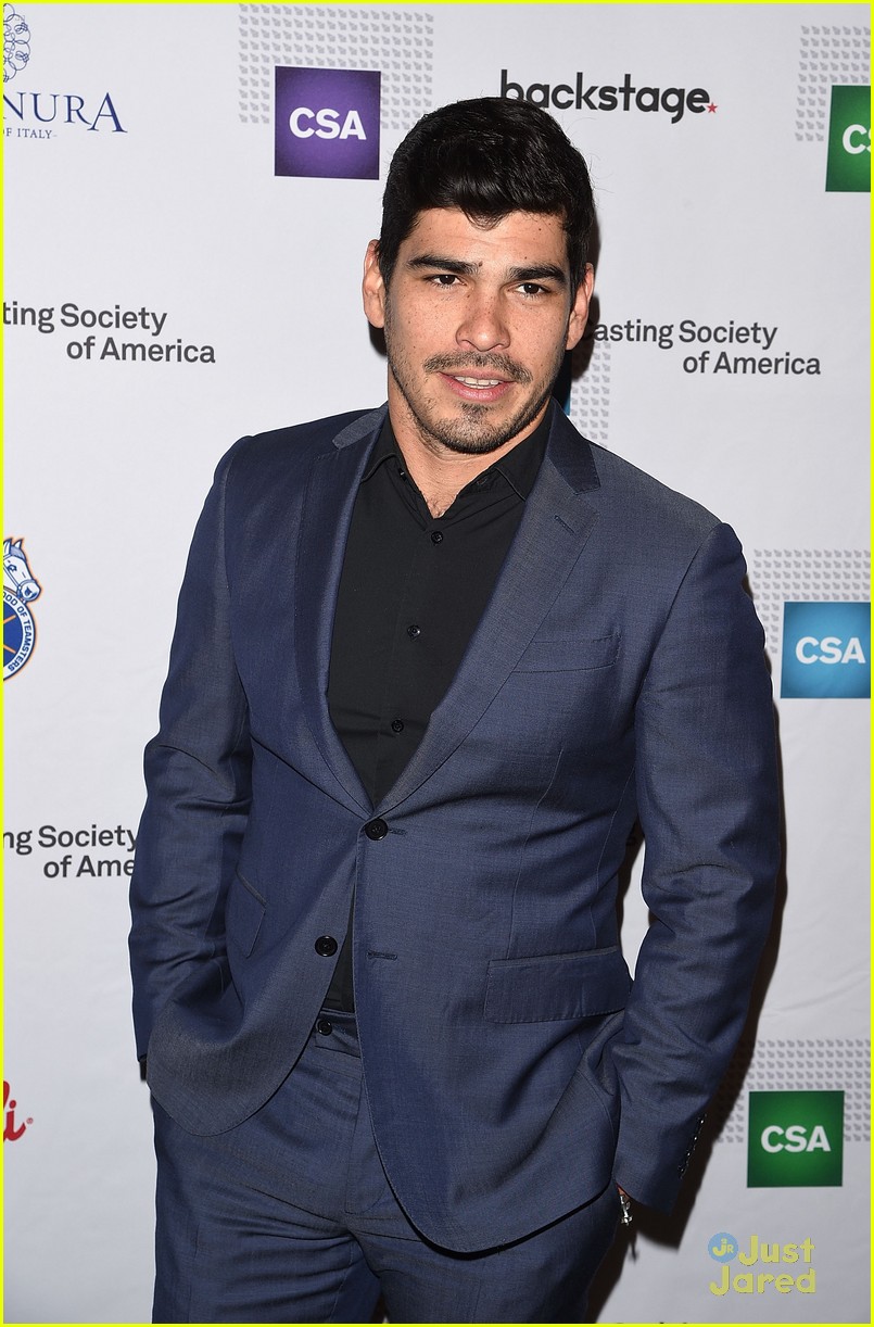 AnnaSophia Robb & Jonathan Groff Hit Up Artios Awards 2015 | Photo ...