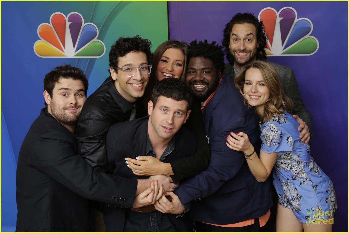 Bridgit Mendler Heats Up TCA Tour With 'Undateable' Cast | Photo 764356 ...