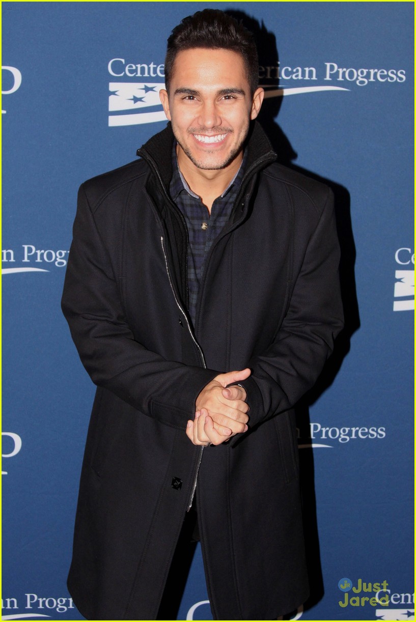Carlos PenaVega Meets Real Oscar Vasquez At 'Spare Parts' DC Screening ...