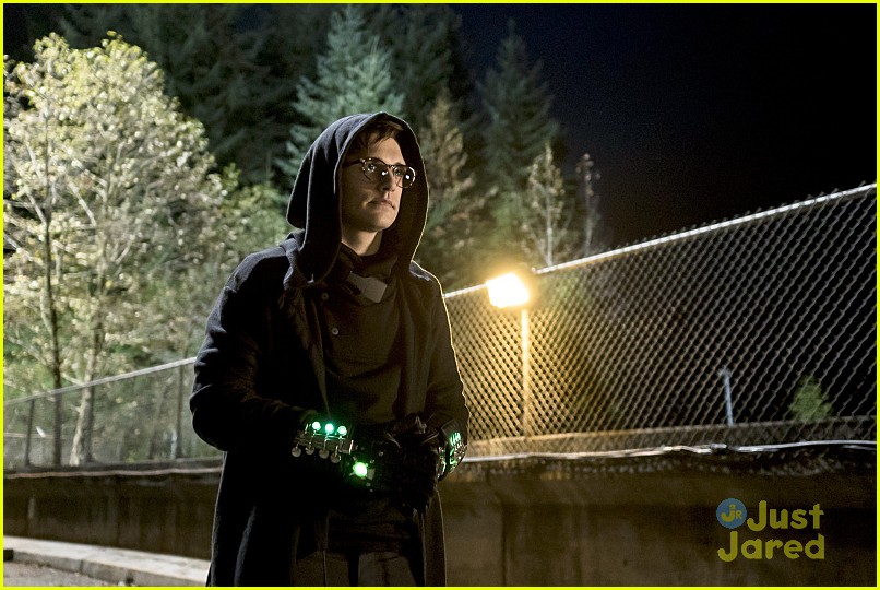 Full Sized Photo of piped piper the flash episode stills 06 | Piped ...