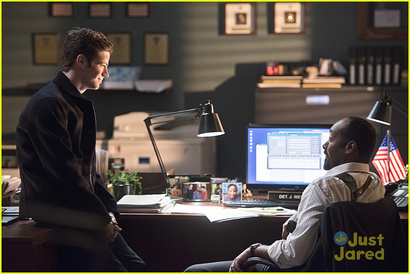 Full Sized Photo of piped piper the flash episode stills 21 | Piped ...