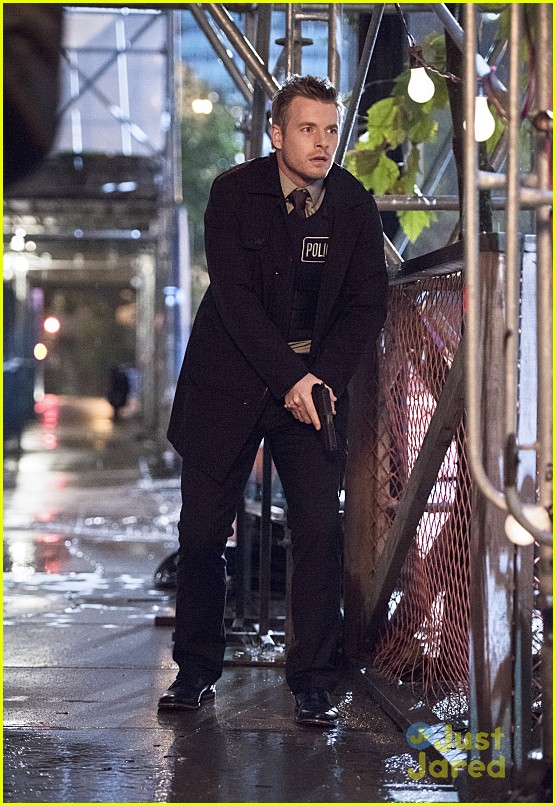 'The Flash' Returns Tonight with a Big 'Prison Break' Reunion - See the ...