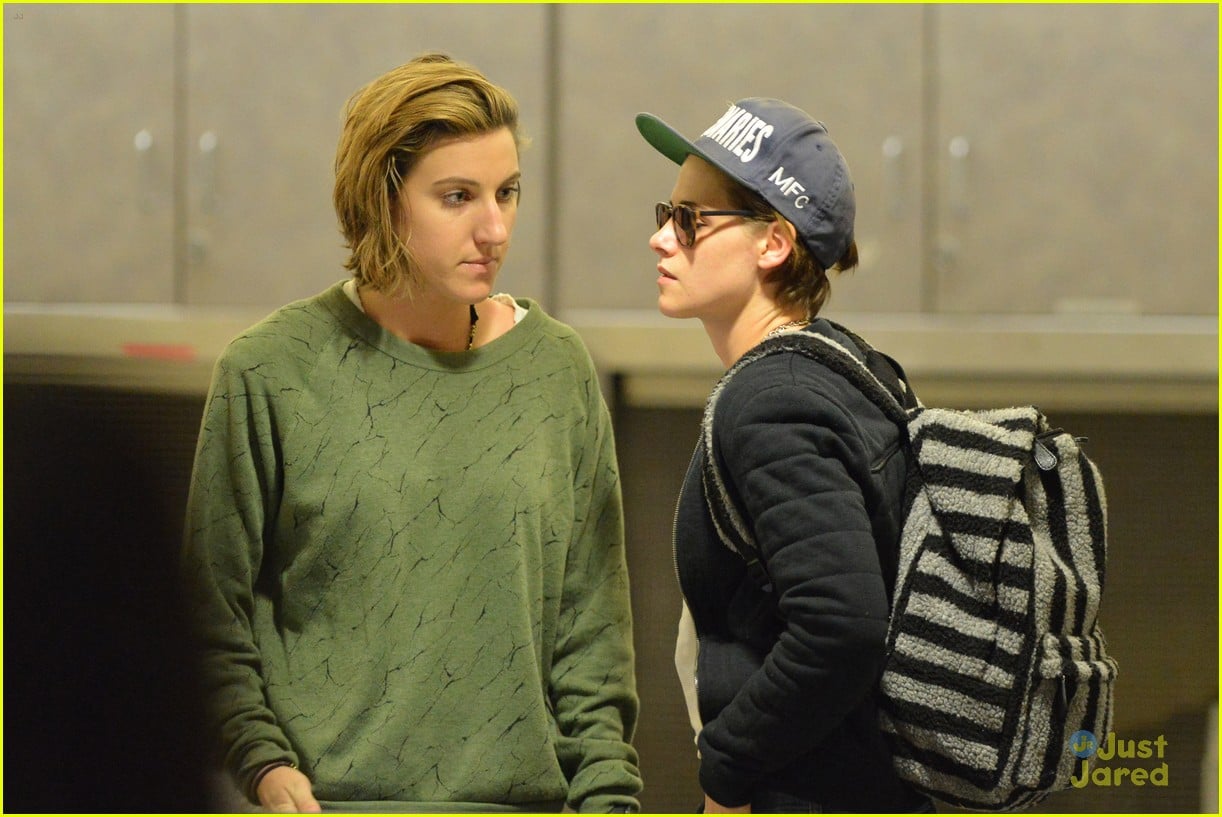 Kristen Stewart & Alicia Cargile Arrive Back at LAX After New Year's ...