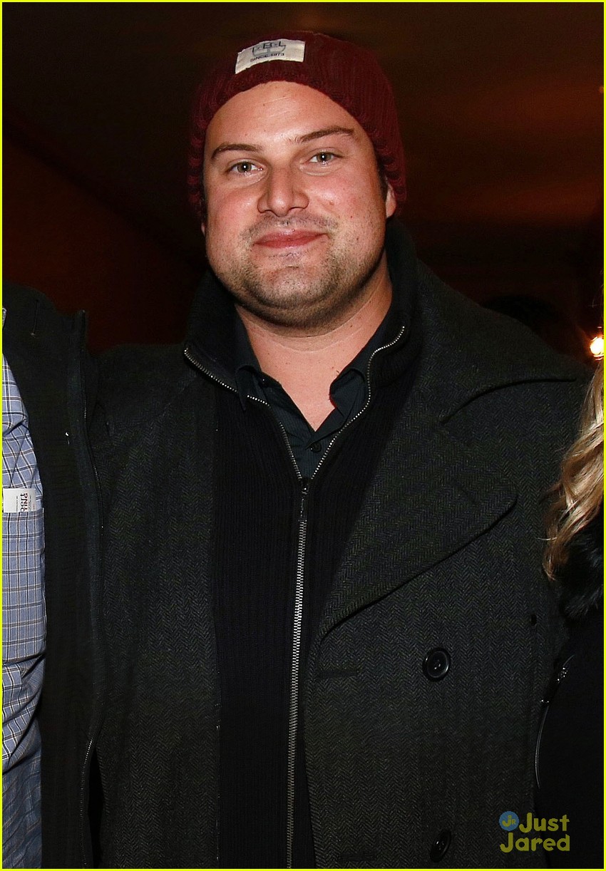 Max Adler Steps Out Before Big 'Glee' Return | Photo 759847 - Photo ...
