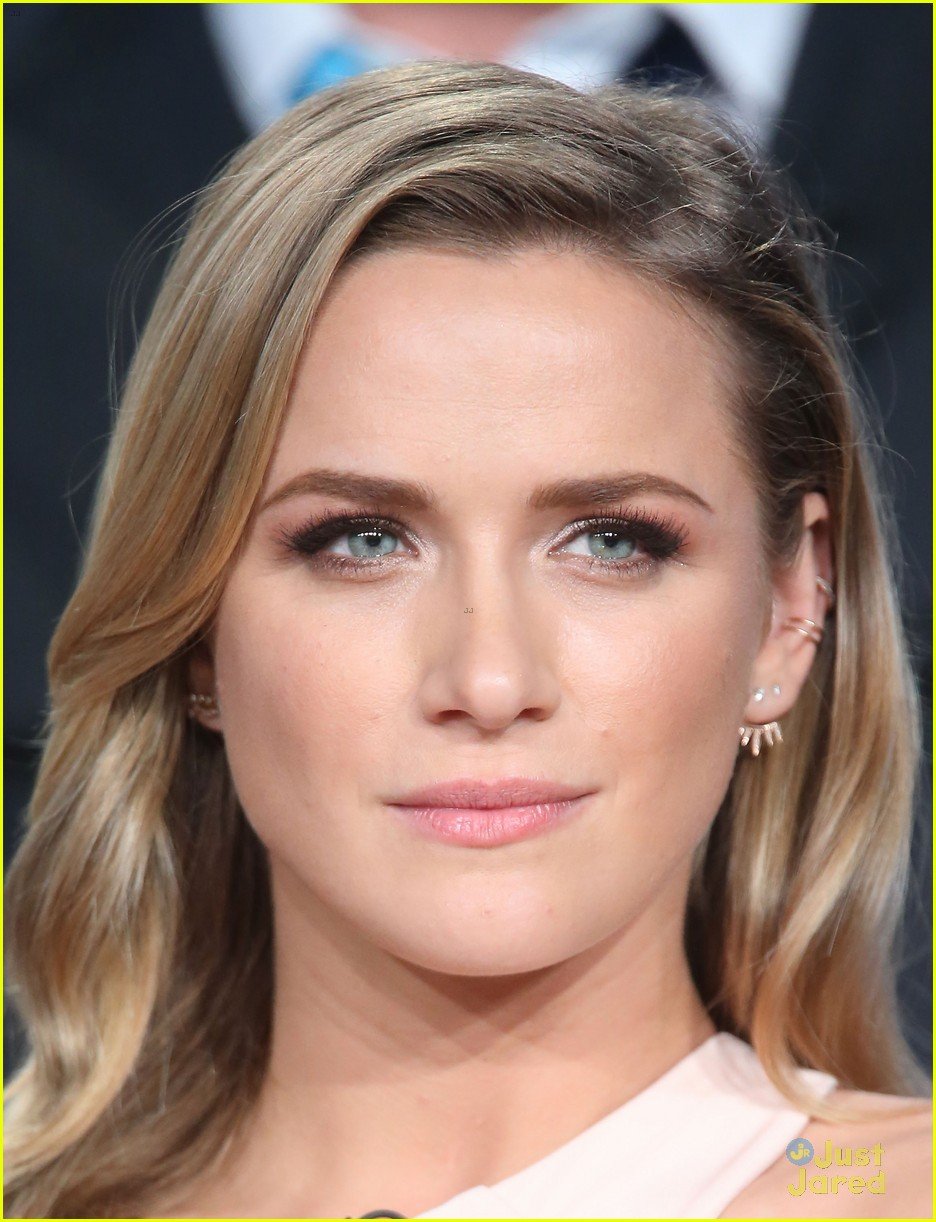 Shantel VanSanten's 'The Messengers' Gets Premiere Date, New Stills ...