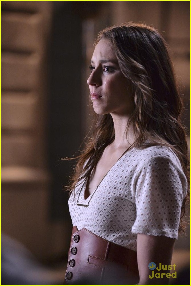 Toby Makes One Sexy Cop on Tonight's All-New 'Pretty Little Liars ...