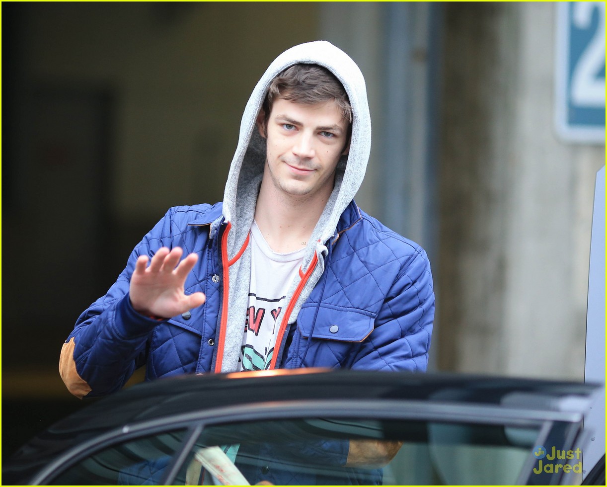 Tom Cavanagh Confirms Dr. Harrison Wells Is Reverse Flash in 'The Flash ...