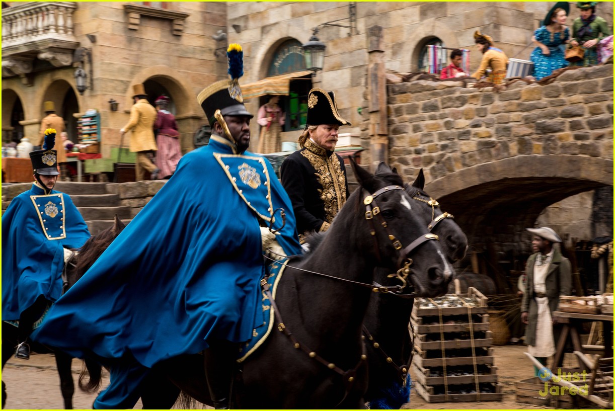 Cinderella Meets The Prince In The Woods In New Clips from 'Cinderella ...