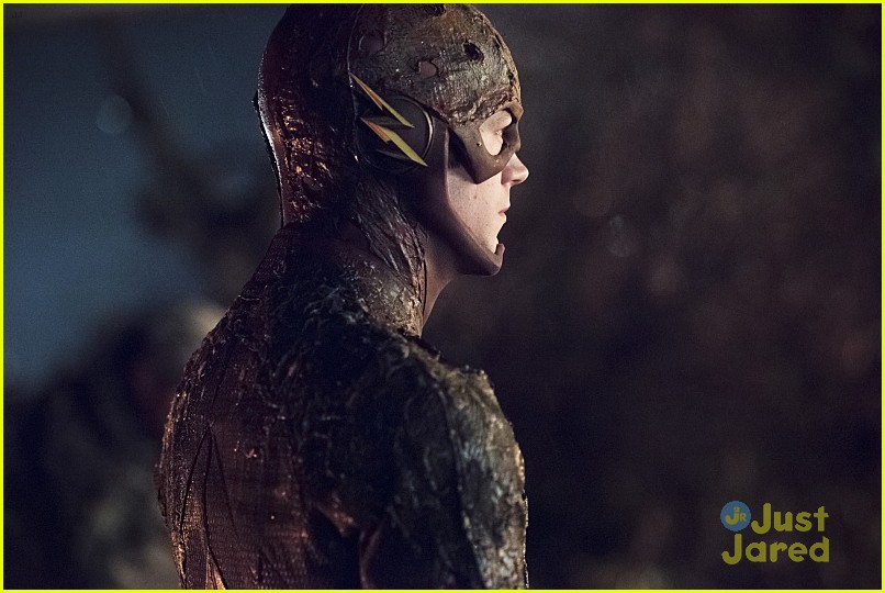 Time Travel is Tested on Tonight's 'The Flash' | Photo 776079 - Photo ...