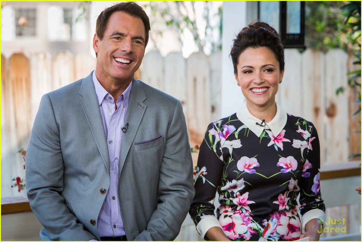 Full Sized Photo of italia ricci robbie amell home family together 20 ...