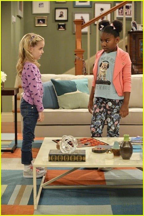 Judy Schools Her New Friend In A Game of Checkers on 'K.C. Undercover ...