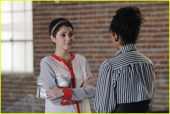 Beth Puts On A Fashion Show On Tonight's 'Chasing Life' | Photo 778233 ...