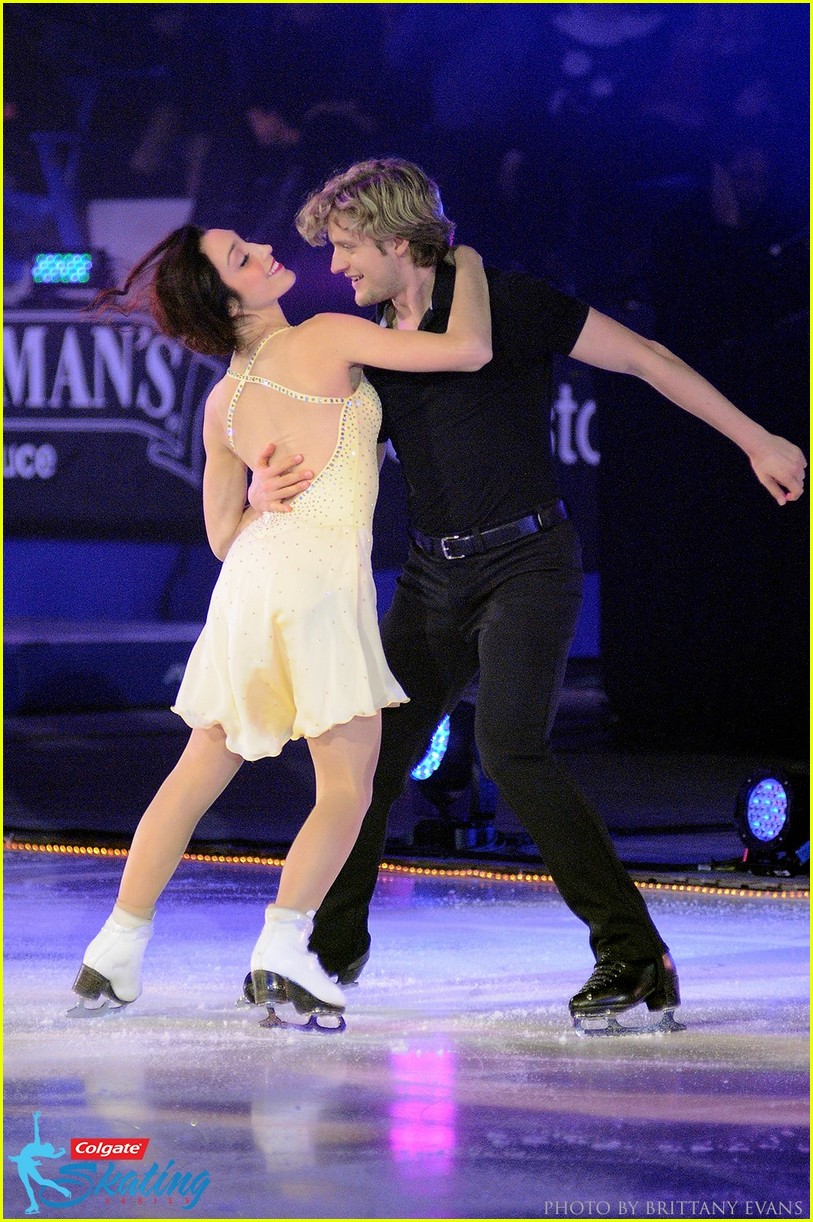 Meryl Davis & Charlie White Perform at Progressive Skating & Gymnastics ...