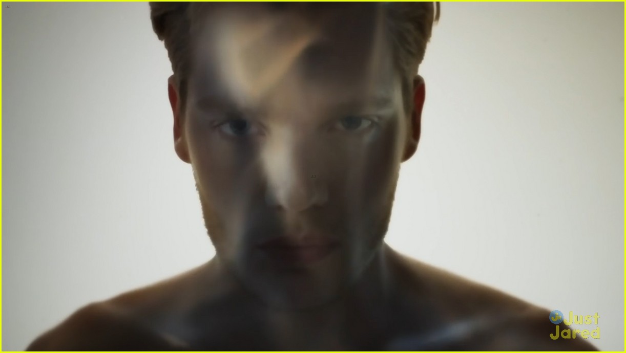 Taylor Swift Drops 'Style' Music Video! | Photo 774594 - Photo Gallery ...
