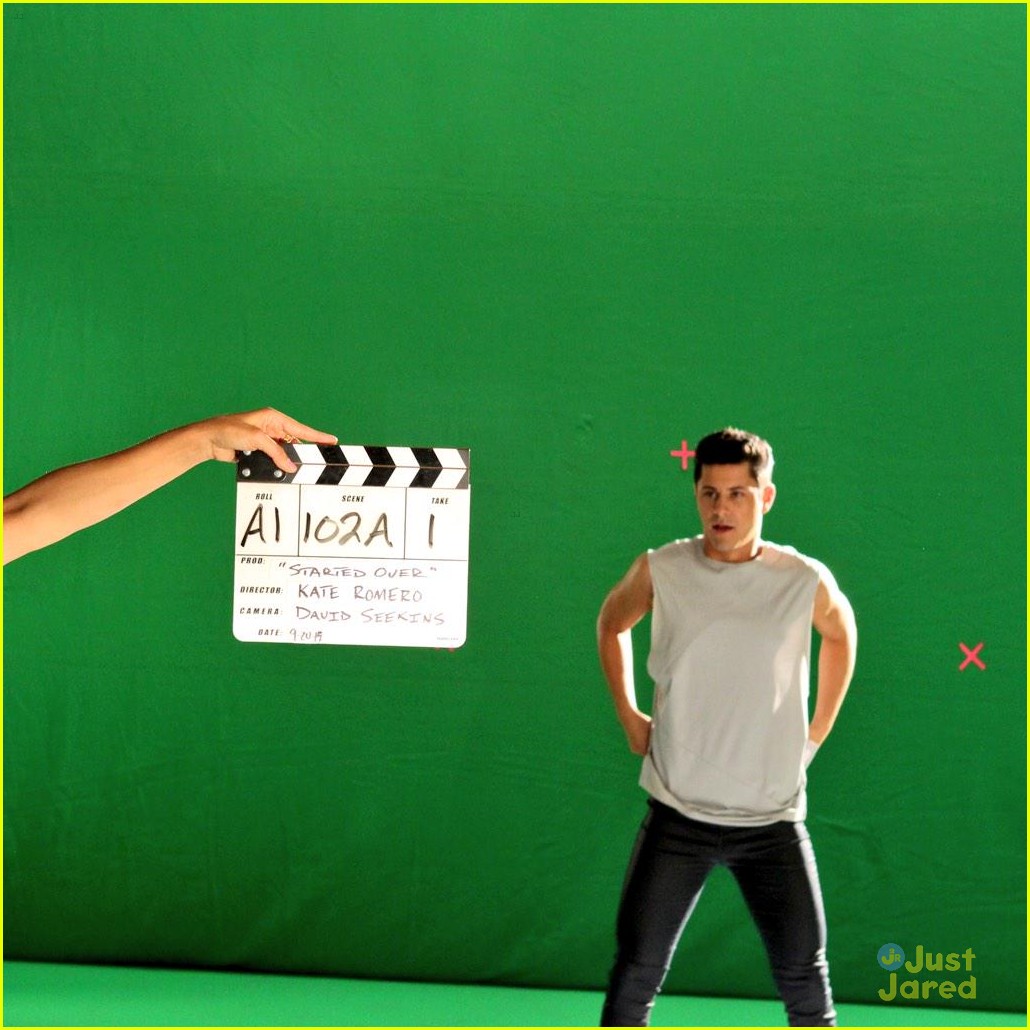 Michael J. Willett Drops 'Started Over' Video - Watch Now! | Photo ...