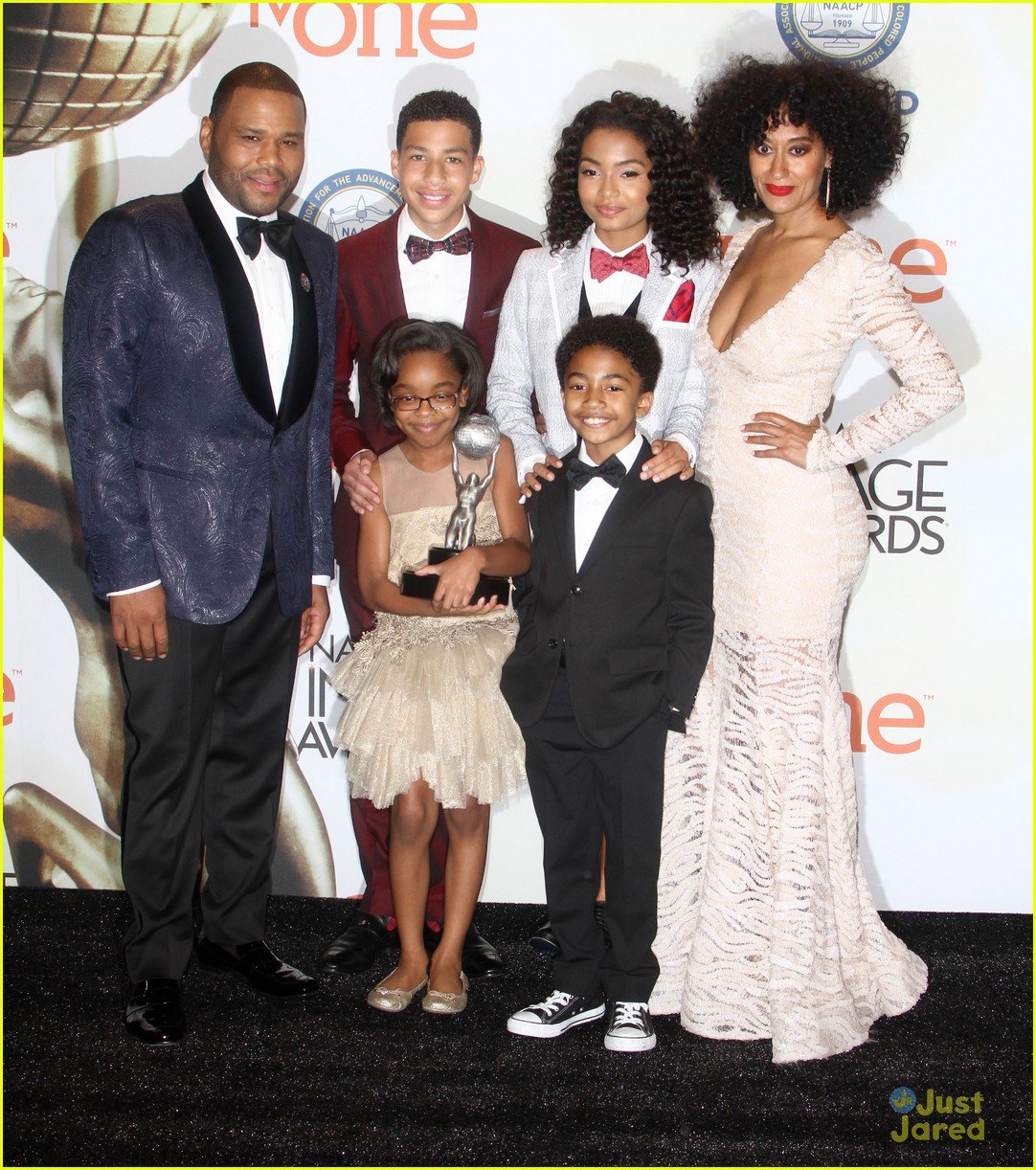Black-ish's Yara Shahidi & Marcus Scribner Are Keeping Bowties Cool at ...