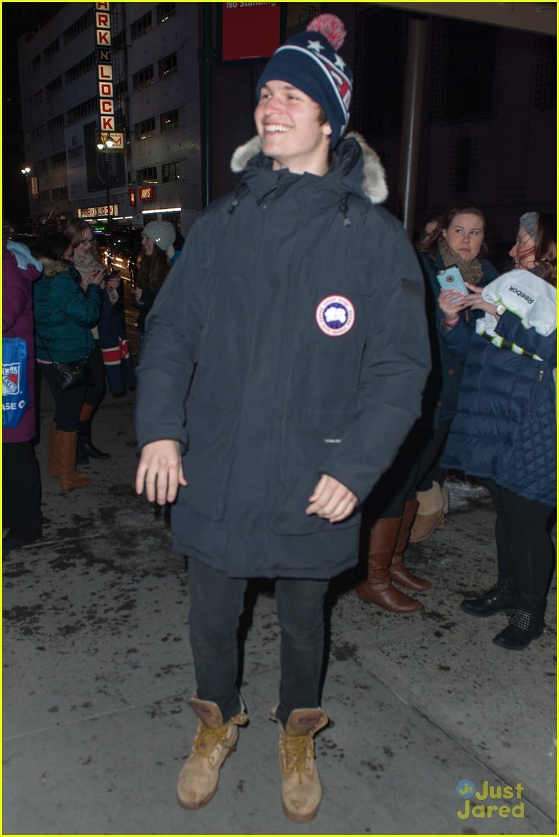 Ansel Elgort Talks About His Stellar Basketball Skills on 'Kelly ...