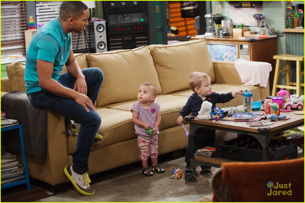 Full Sized Photo of riley robyn ketchup fight baby daddy spring finale ...