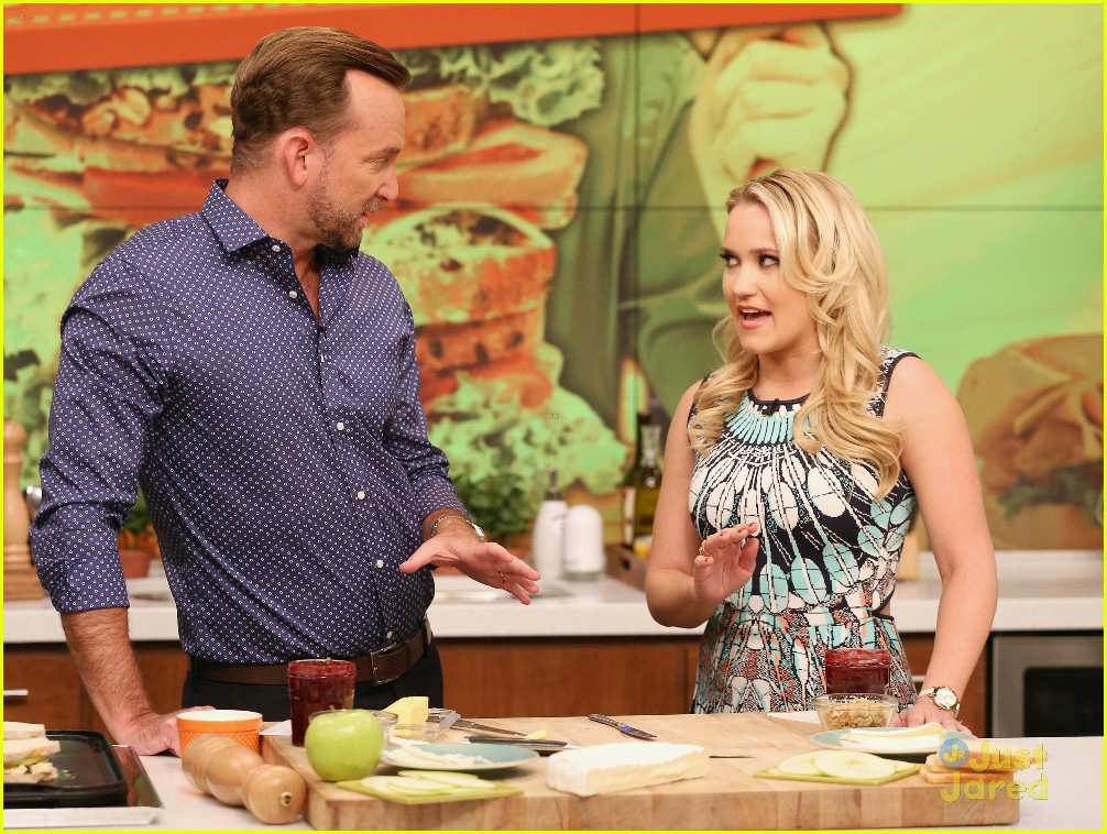 Emily Osment Gets 'Young & Hungry' On 'The Chew' | Photo 790922 - Photo ...