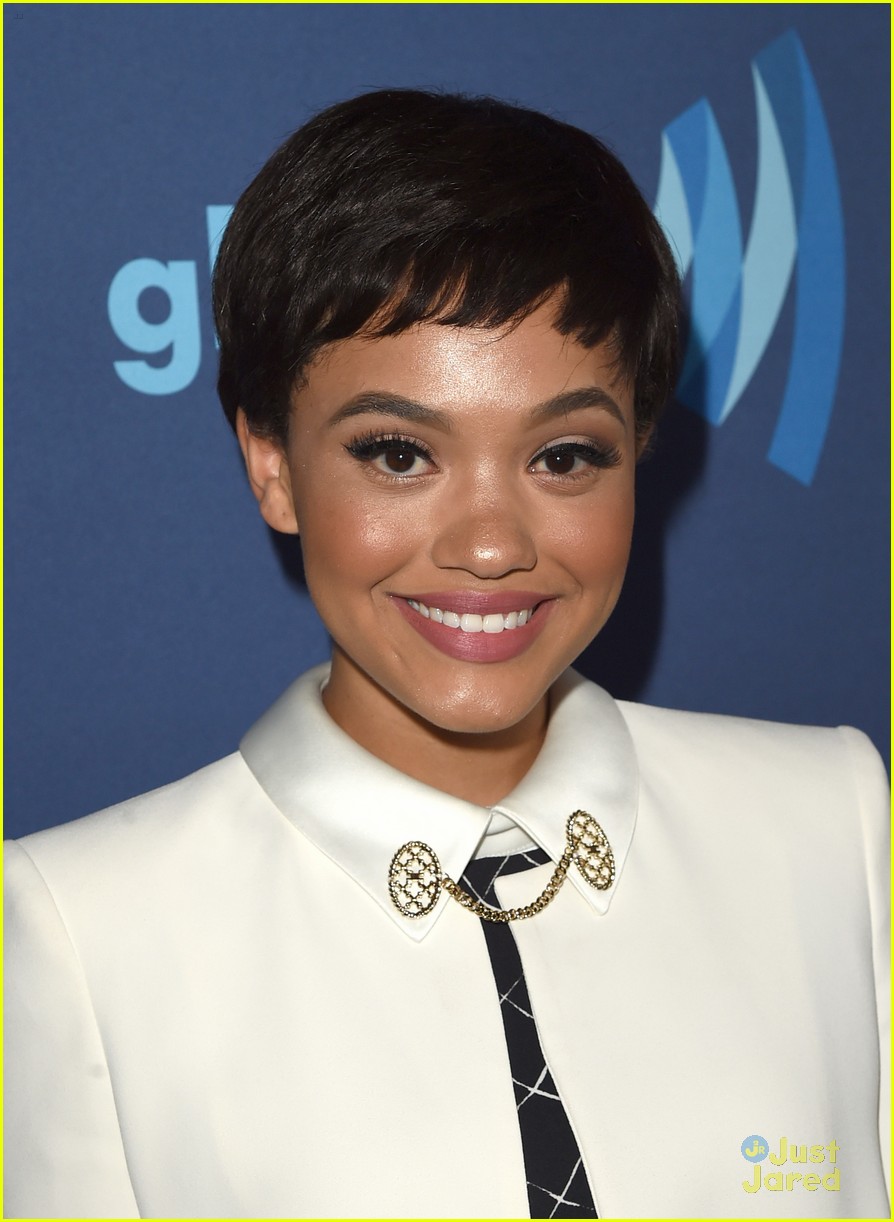 Kiersey Clemons Joins 'Faking It' Cast For GLAAD Media Awards 2015 ...