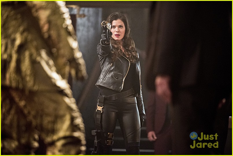 Peyton List Makes Her Debut on Tonight's All-New Episode of 'The Flash ...