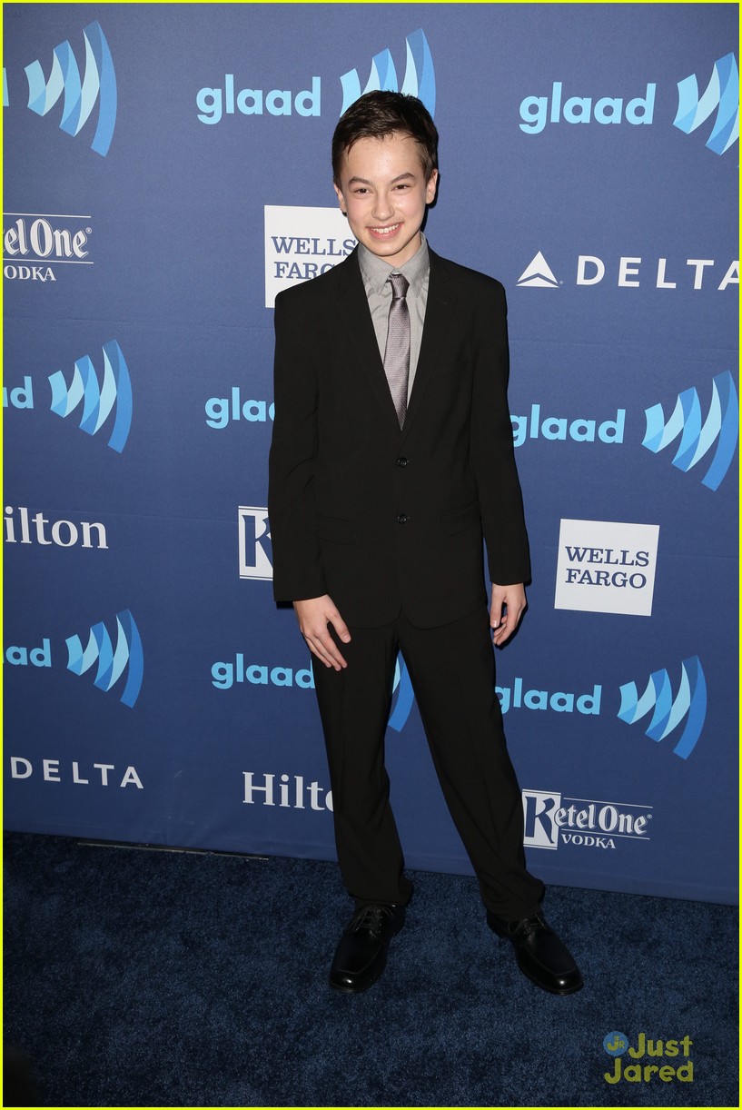 Gavin MacIntosh & Hayden Byerly Bring #Jonnor To GLAAD Media Awards ...