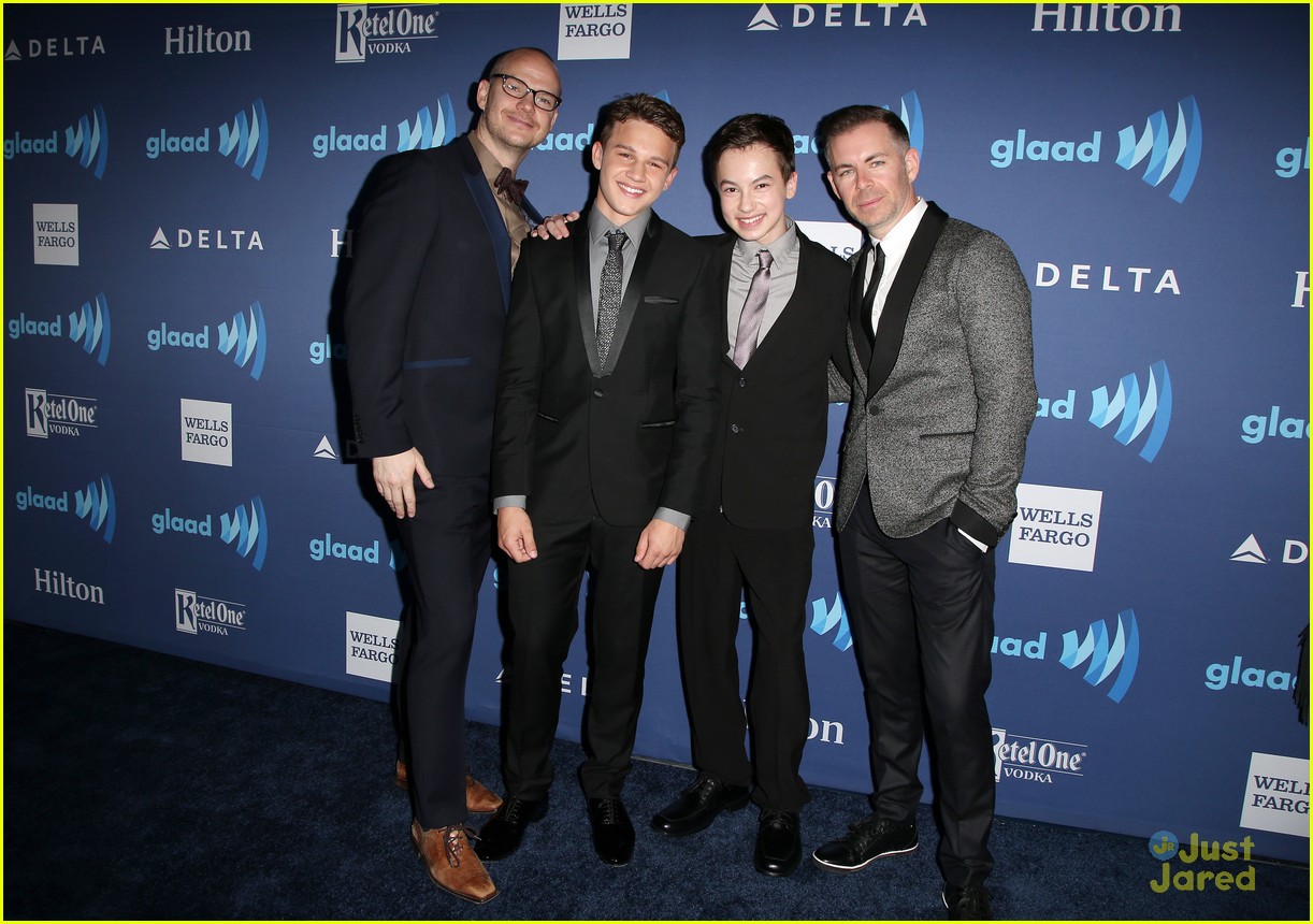 Gavin MacIntosh & Hayden Byerly Bring #Jonnor To GLAAD Media Awards ...