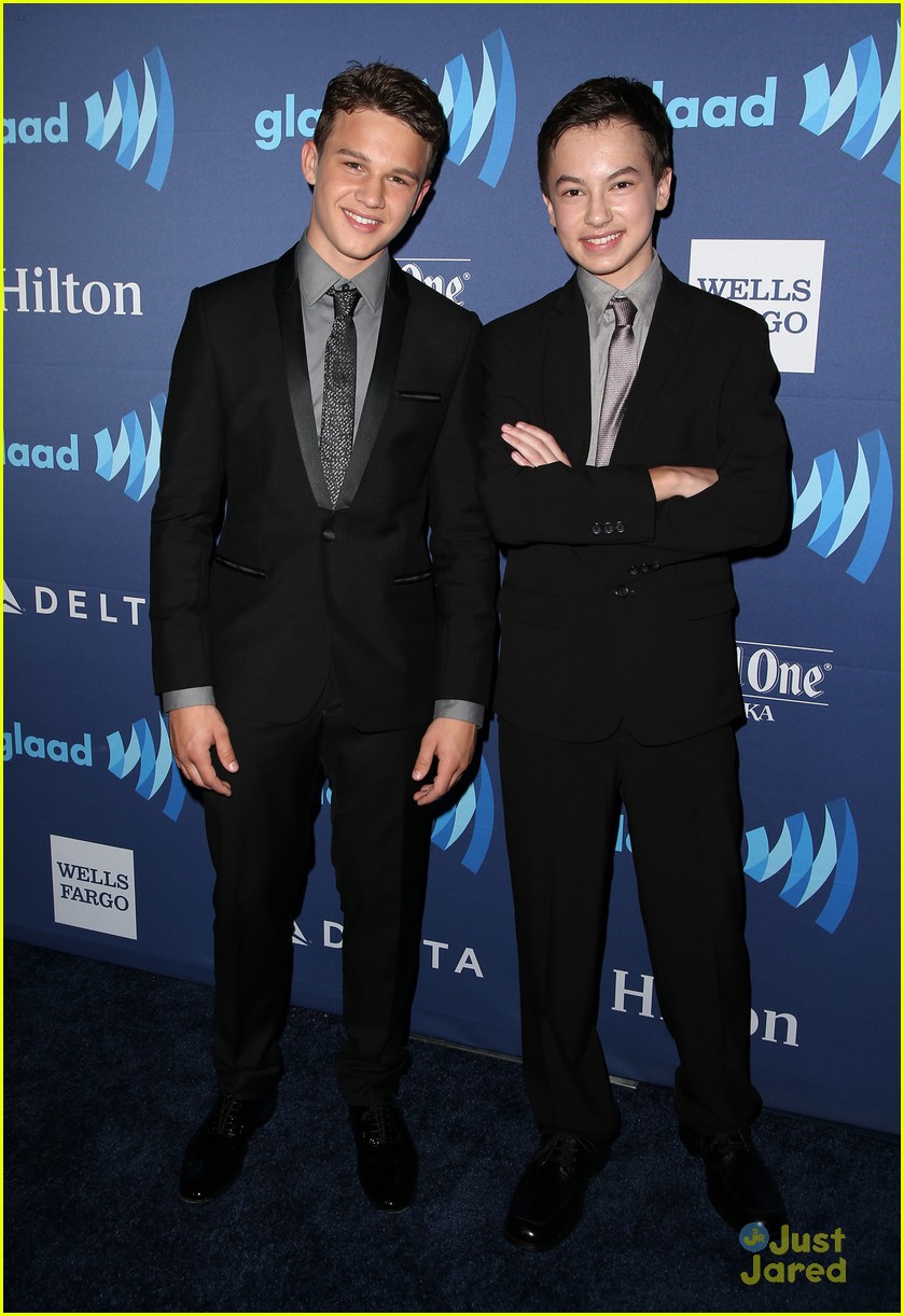 Gavin MacIntosh & Hayden Byerly Bring #Jonnor To GLAAD Media Awards ...