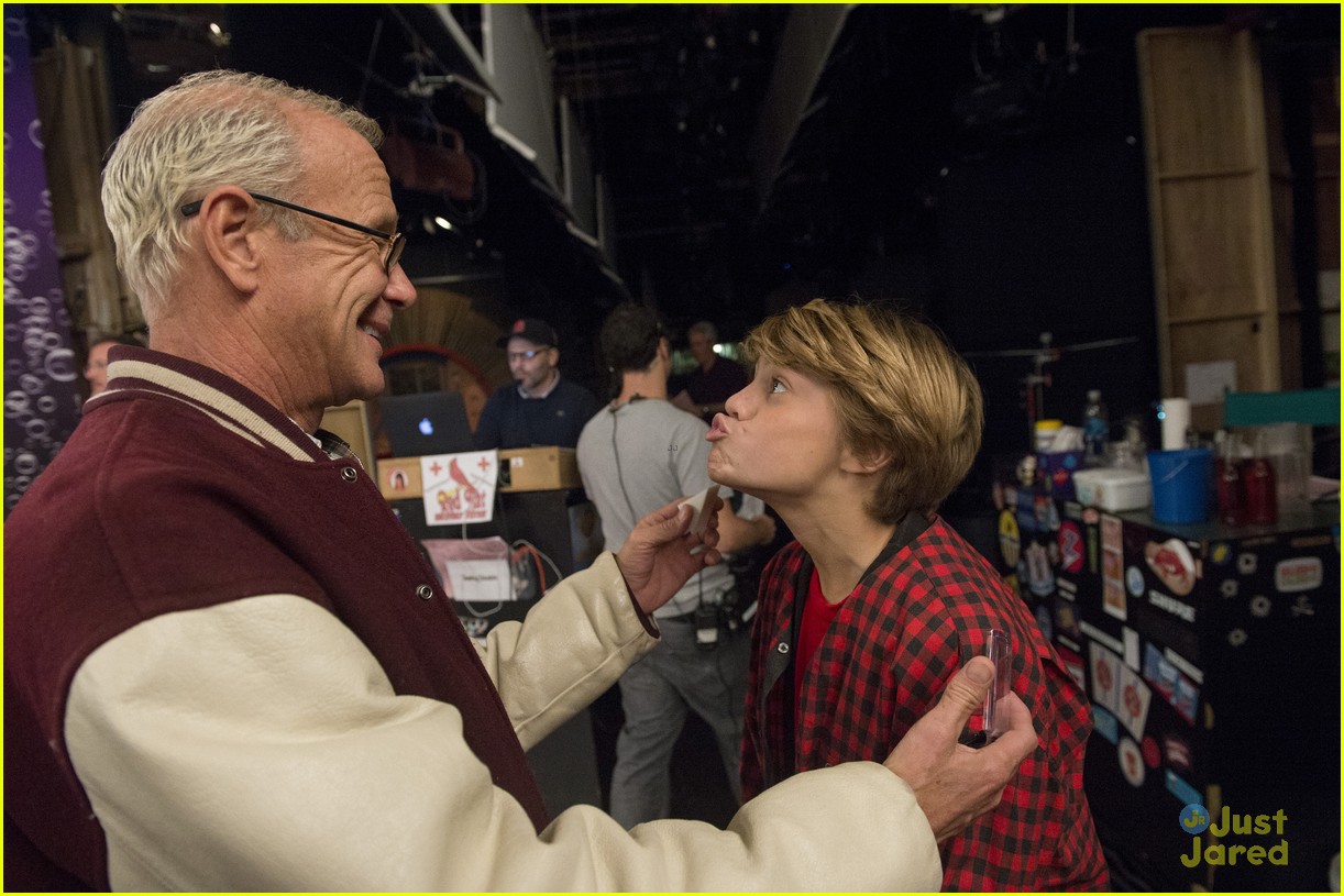 Jace Norman Takes Jjj Behind The Scenes Of Henry Danger Exclusive