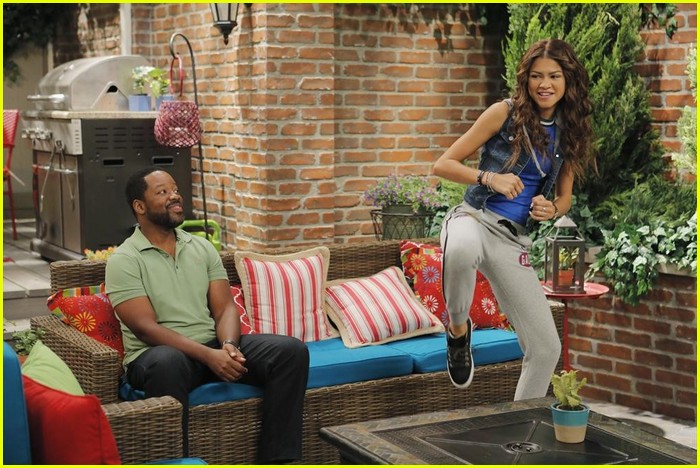 Full Sized Photo of kc undercover photo bombed stills 15 | Will Marisa ...