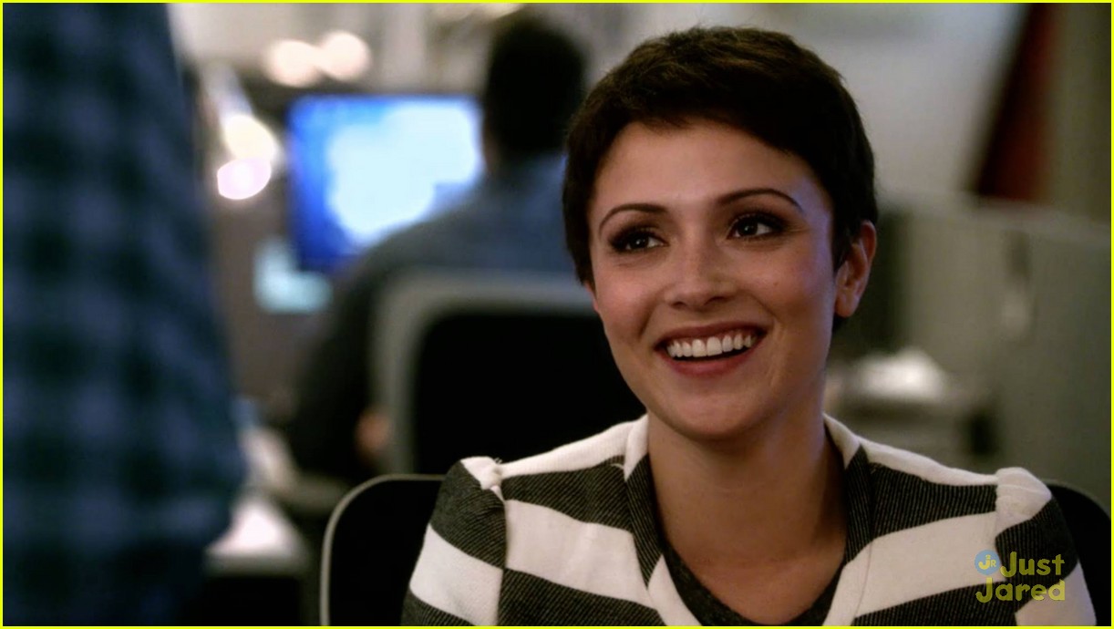 Leo Returns To April On Tonight's 'Chasing Life' - See The Sneak Peeks ...