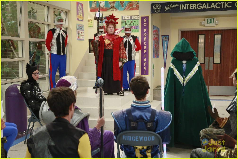 Full Sized Photo of liv maddie jordan fisher guest star tonight ep 04 ...