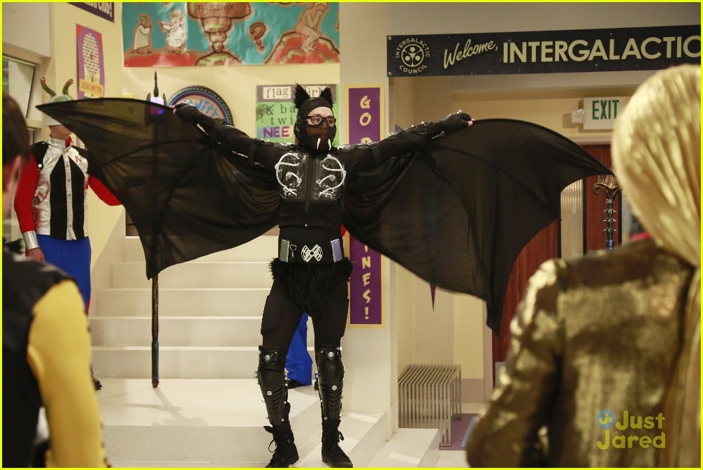 Full Sized Photo of liv maddie jordan fisher guest star tonight ep 08 ...