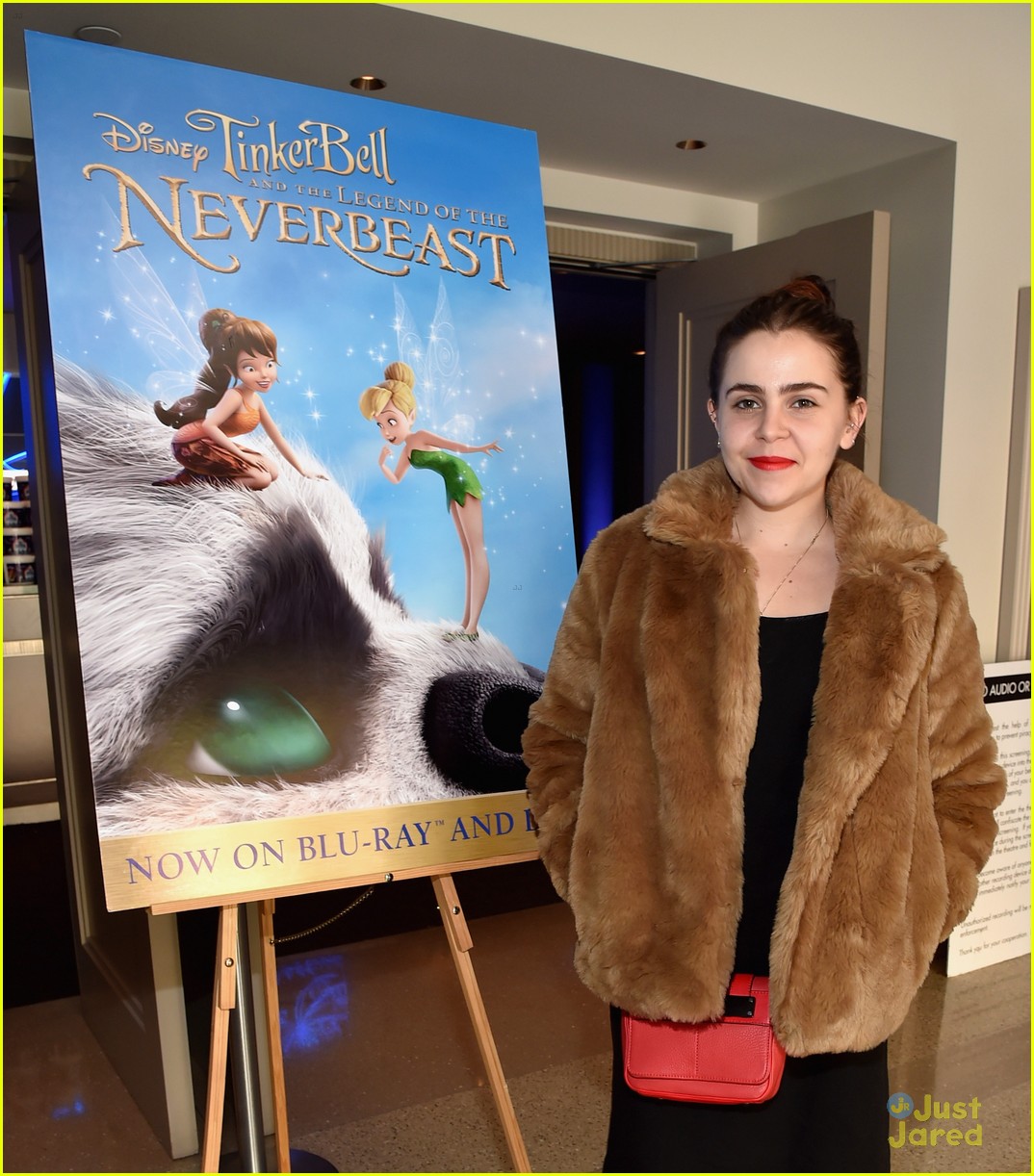 Full Sized Photo of mae whitman neverbeast nyc screening 01 | Mae ...