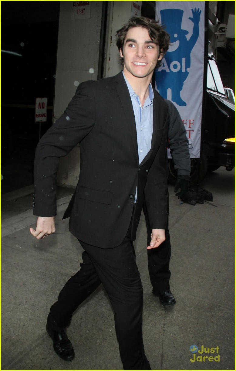 RJ Mitte Speaks About Turning A Disability Into An Ability | Photo ...