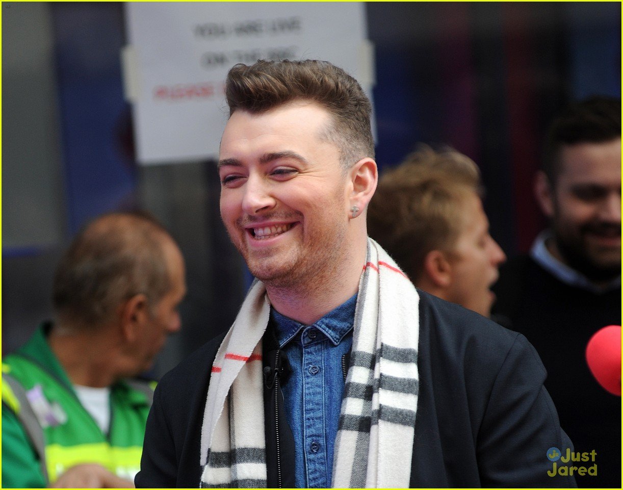 Sam Smith & Natalie Dormer Check Out Alexander McQueen's Exhibit in ...