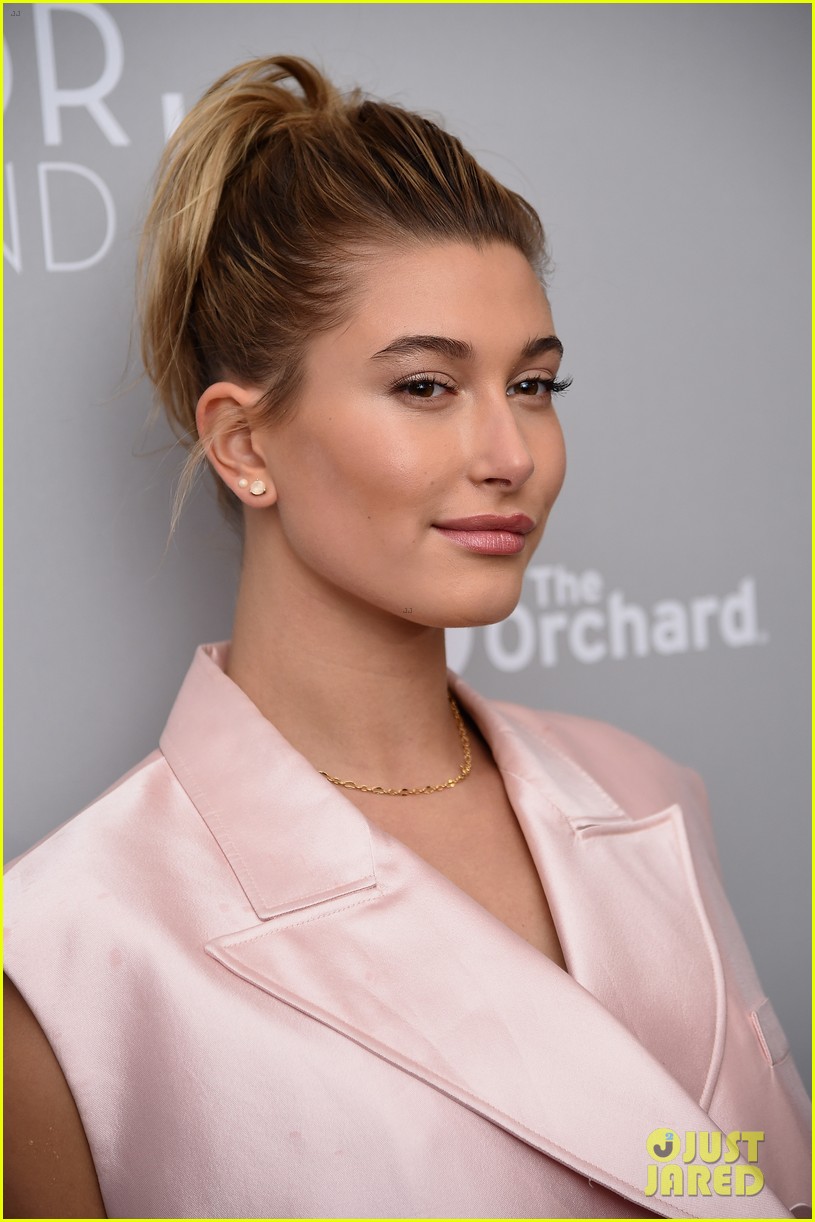 Hailey Baldwin & Chanel Iman Step Out In Style for 'Dior & I' New York ...
