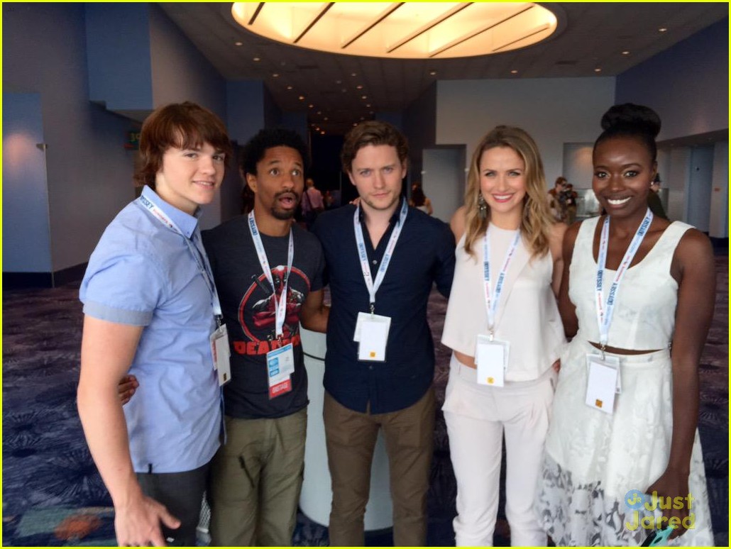 Full Sized Photo of joel courtney the messengers cast takeover 16 ...