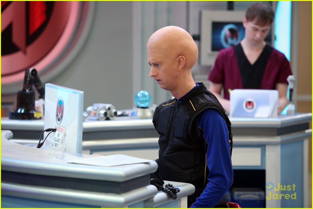 Sparks Fly All Around Tonight's 'Mighty Med' - Get A Sneak Peek ...