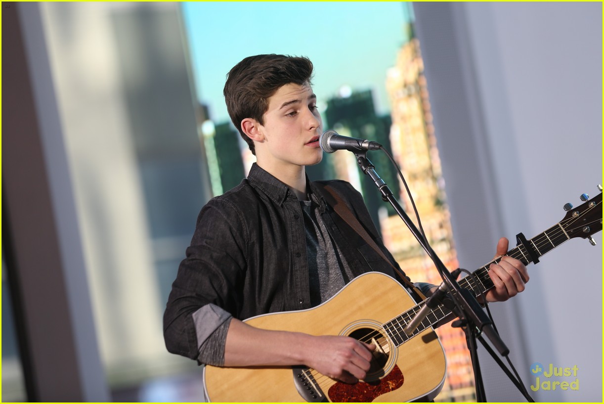 Shawn Mendes Says Being Called Influential is 'Incredible' | Photo ...