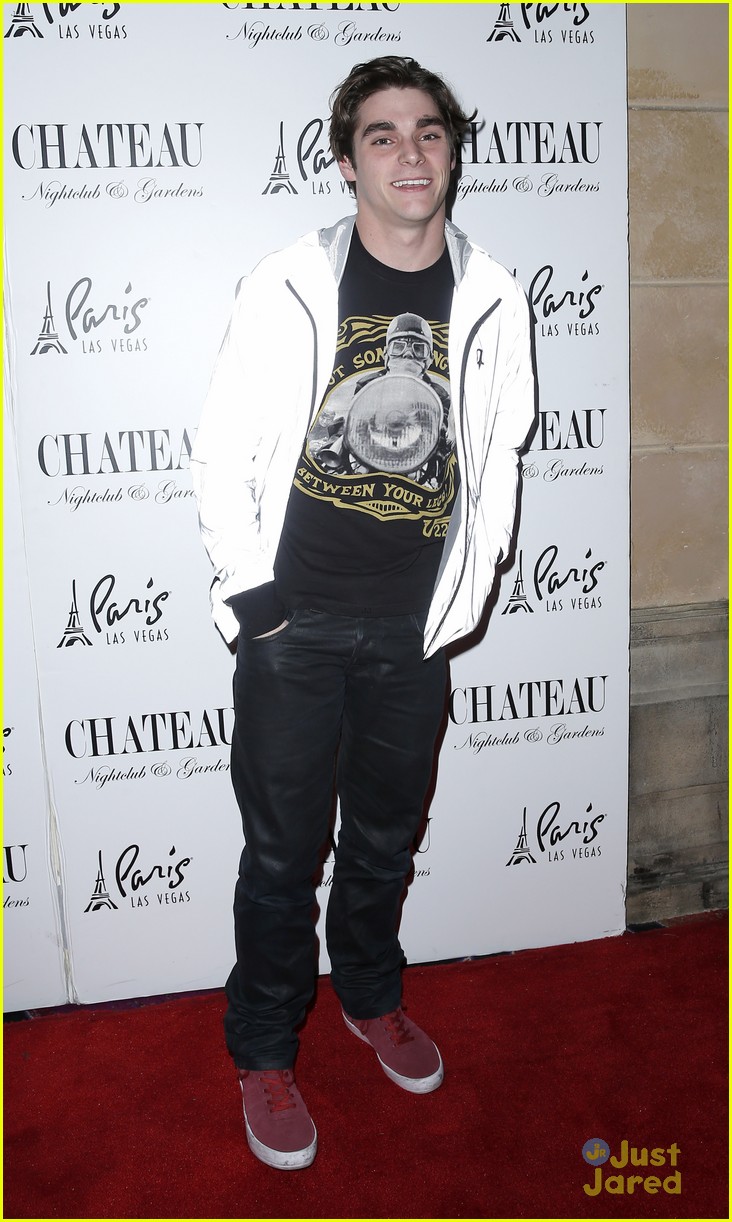 RJ Mitte Fights to End People's Misconceptions on Disabilities | Photo ...