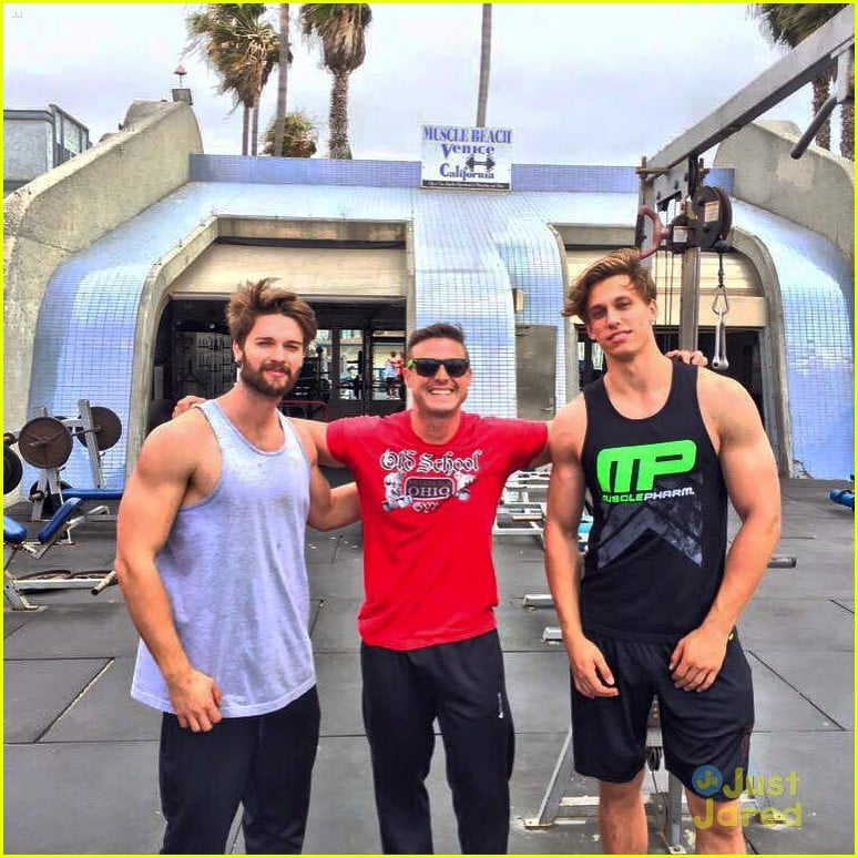 Full Sized Photo of patrick schwarzenegger takes a trip to muscle beach ...